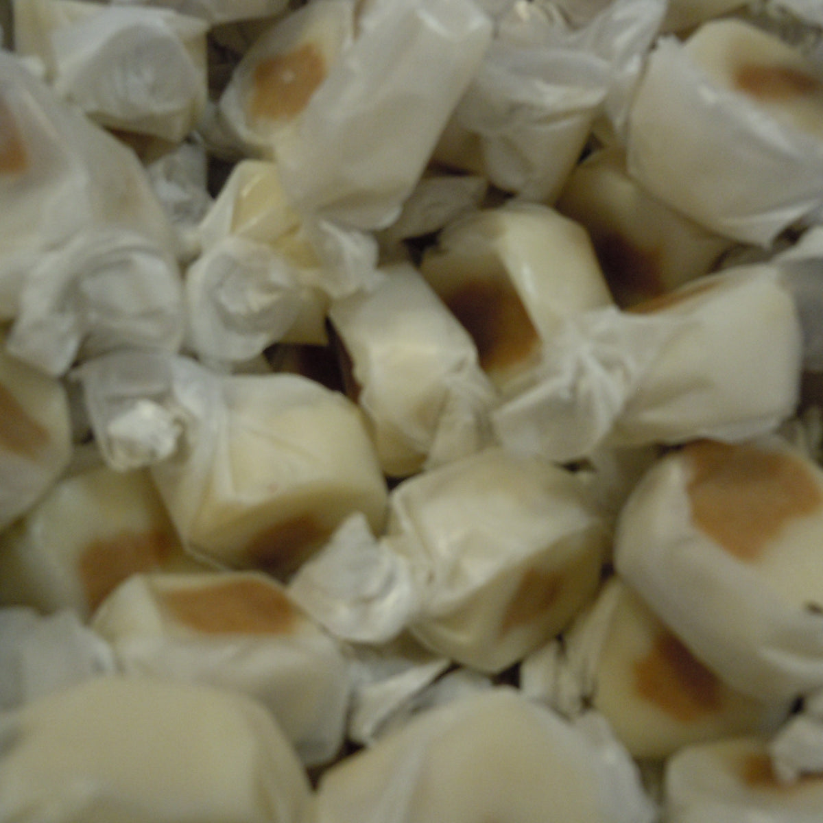 Vanilla Peanut Butter Taffy – Candy Baron